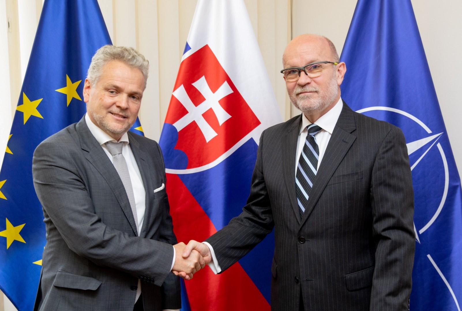 Satler nakon sastanka sa ministrom vanjskih poslova Slovačke ...