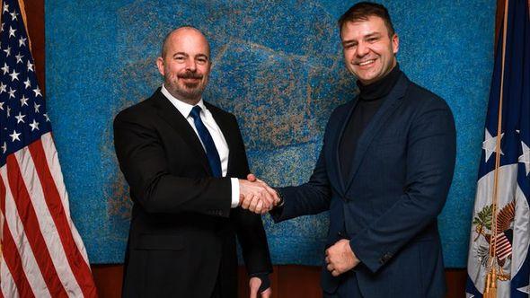 Oglasili se iz Američke ambasade: Otpravnik poslova John Ginkel ...