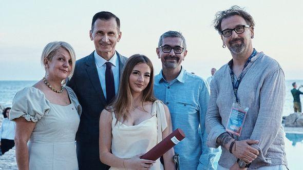 Ella Jovanović nagrađena u Dubrovniku: "Ponovo hodam i radujem se životu"
