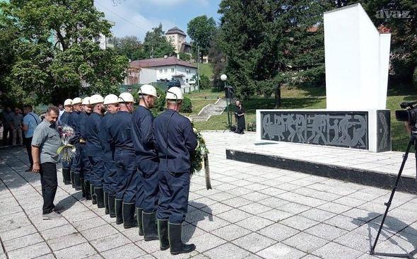 U znak sjećanja na 128 rudara: Obilježena godišnjica katastrofe u jami ...