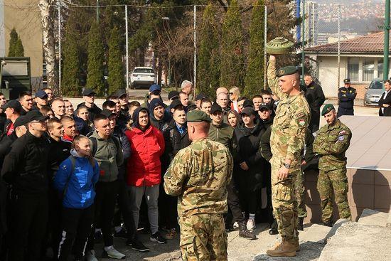 Generalmajor Laslo Stic, komandant EUFOR-a, ekskluzivno za "Avaz ...