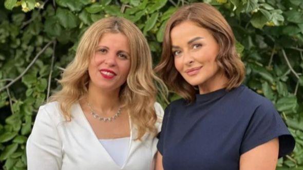 Prijem u Sarajevu: Mirela Bećirović elegantnom kombinacijom plijenila ...