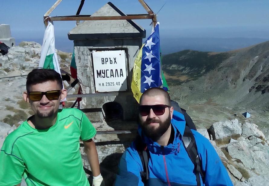 BOSANCI OSVOJILI NAJVIŠI VRH BALKANA Lukavčani Samir i Emir popeli se ...