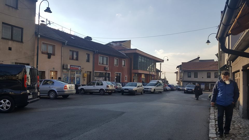 Vratnik: Naselje bez parkinga, prijevoza i parkova za djecu