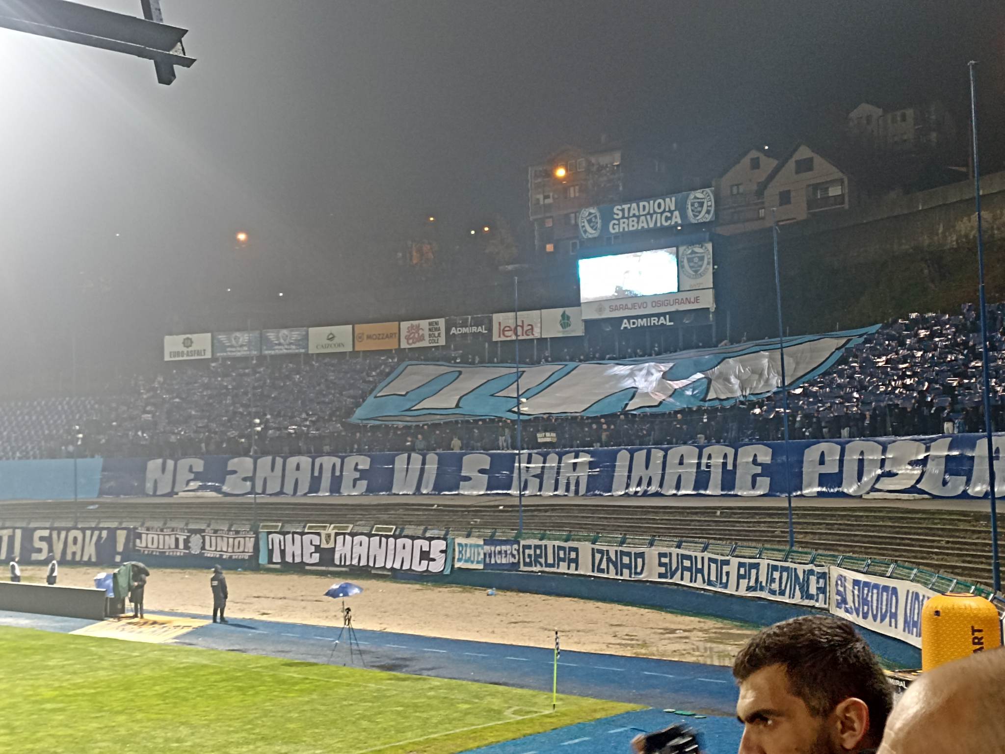 Navijači Željezničara napravili sjajnu atmosferu: Kao u jedan glas ...